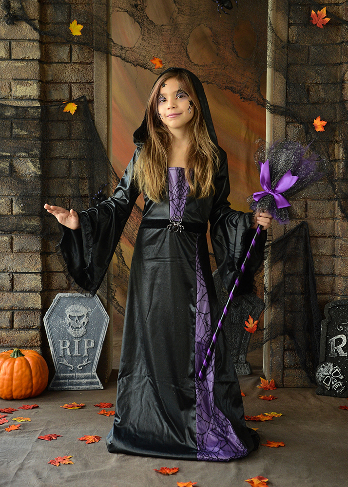 Halloween Sessions - Charleen's Portrait Studio